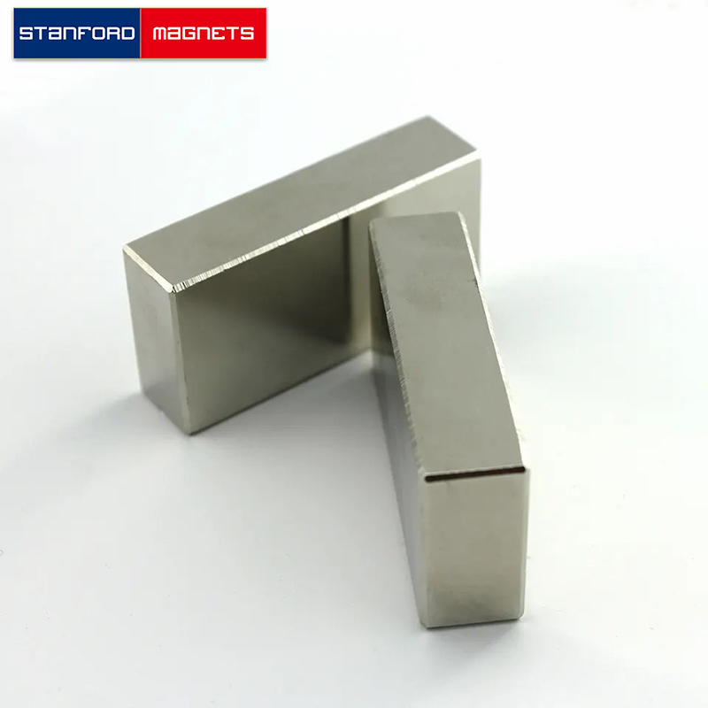 MCA03119 AlNiCo Bar Magnet | Stanford Magnets